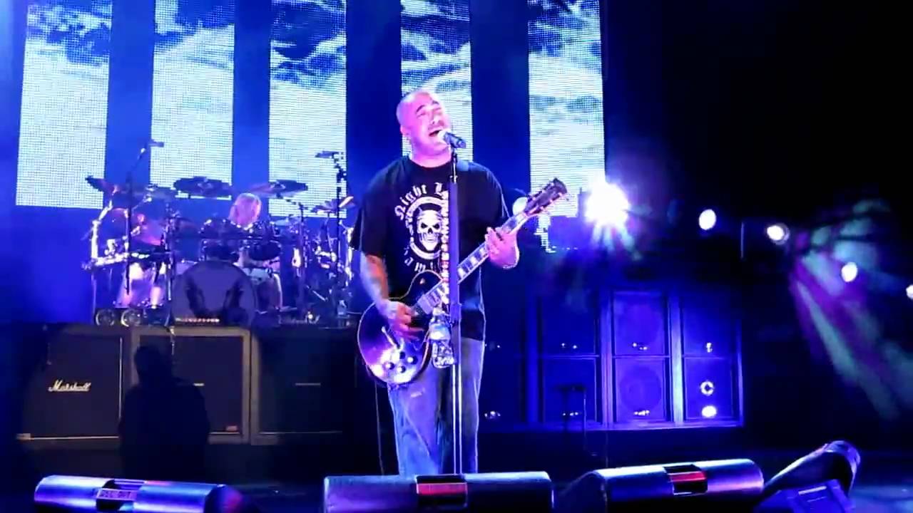 "Right Here" in HD - Staind 7/9/09 Columbia, MD - YouTube
