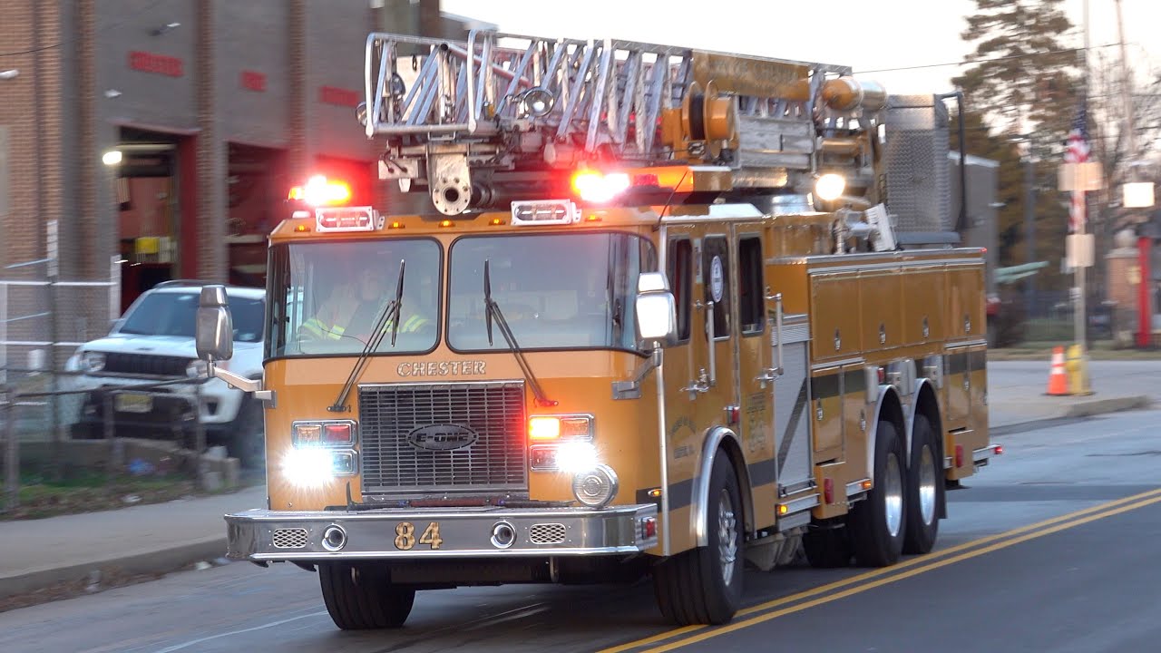 Chester Bureau of Fire Ladder 82 Responding - YouTube