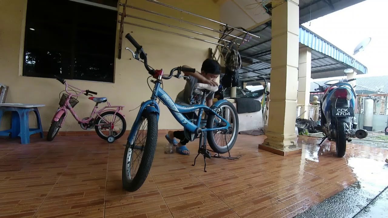 Menukar warna basikal Bahagian 1 meleraikan basikal - YouTube