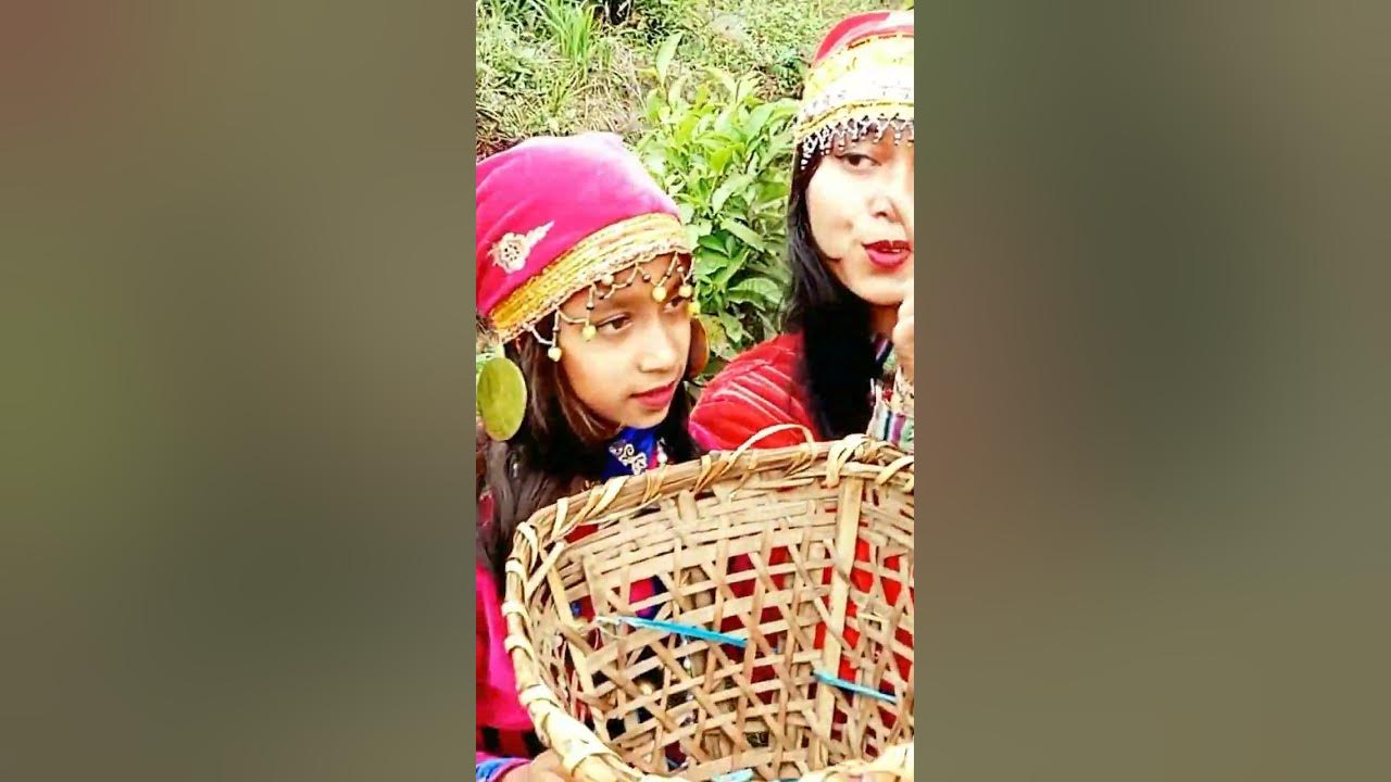 // উকো উকো // Uko Uko // - YouTube