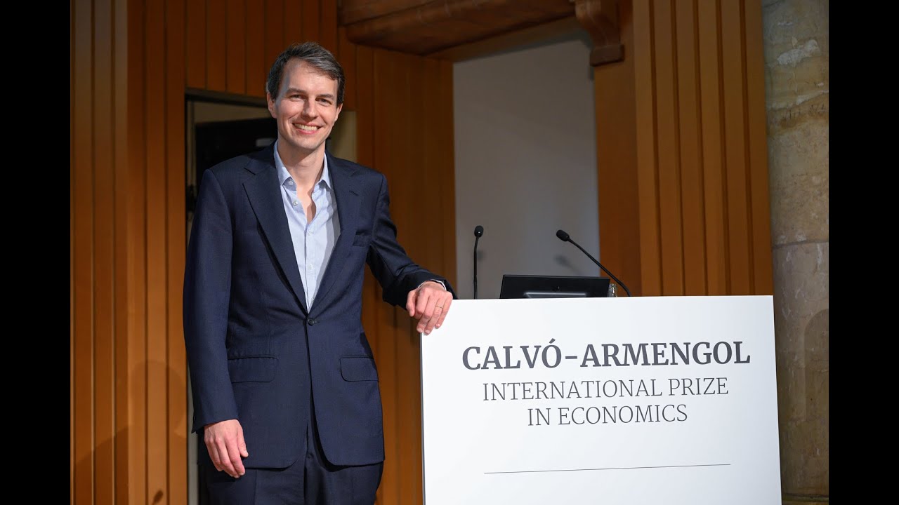 Benjamin Moll, VIII Calvó-Armengol Prize - YouTube