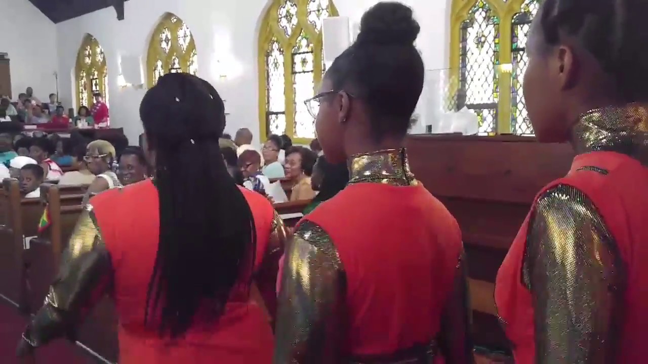 Holy Cross Praise Dance Ministry - Eben Victory - YouTube