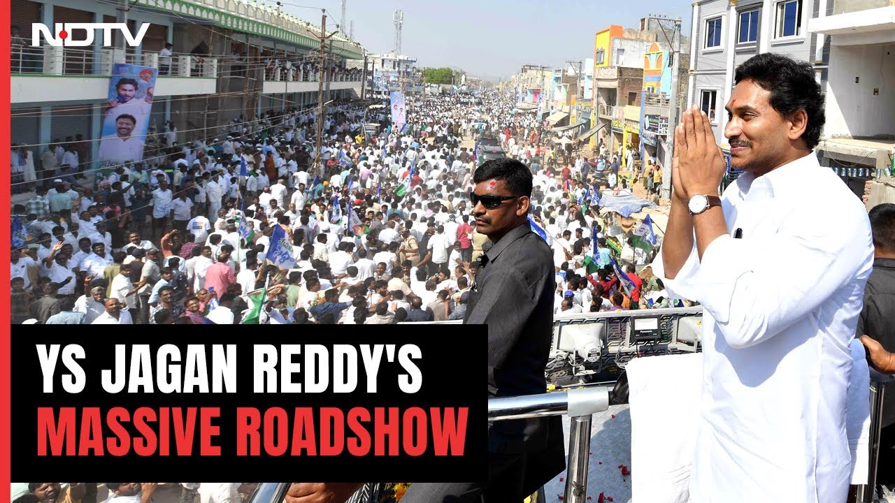 YS Jagan Mohan Reddy Launches Campaign With Massive Roadshow, Bus Yatra ...