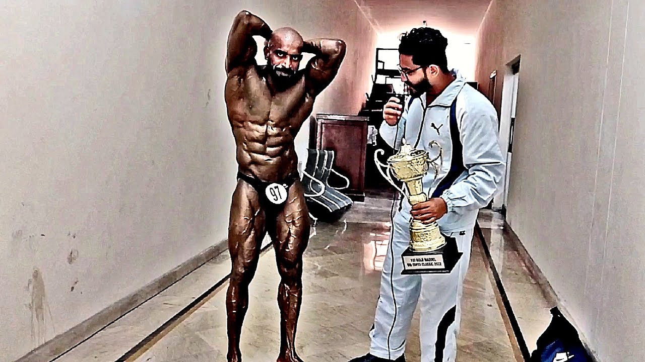 Punjab Police Ka 80kg Ka Monster Bodybuilder Faisal Sadiq Maseh - YouTube
