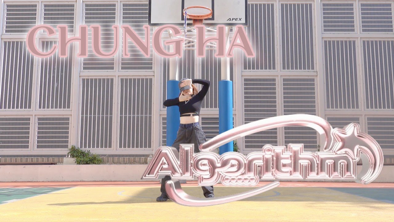 CHUNG HA (청하) - '알고리즘 (Algorithm)' Dance Cover - YouTube
