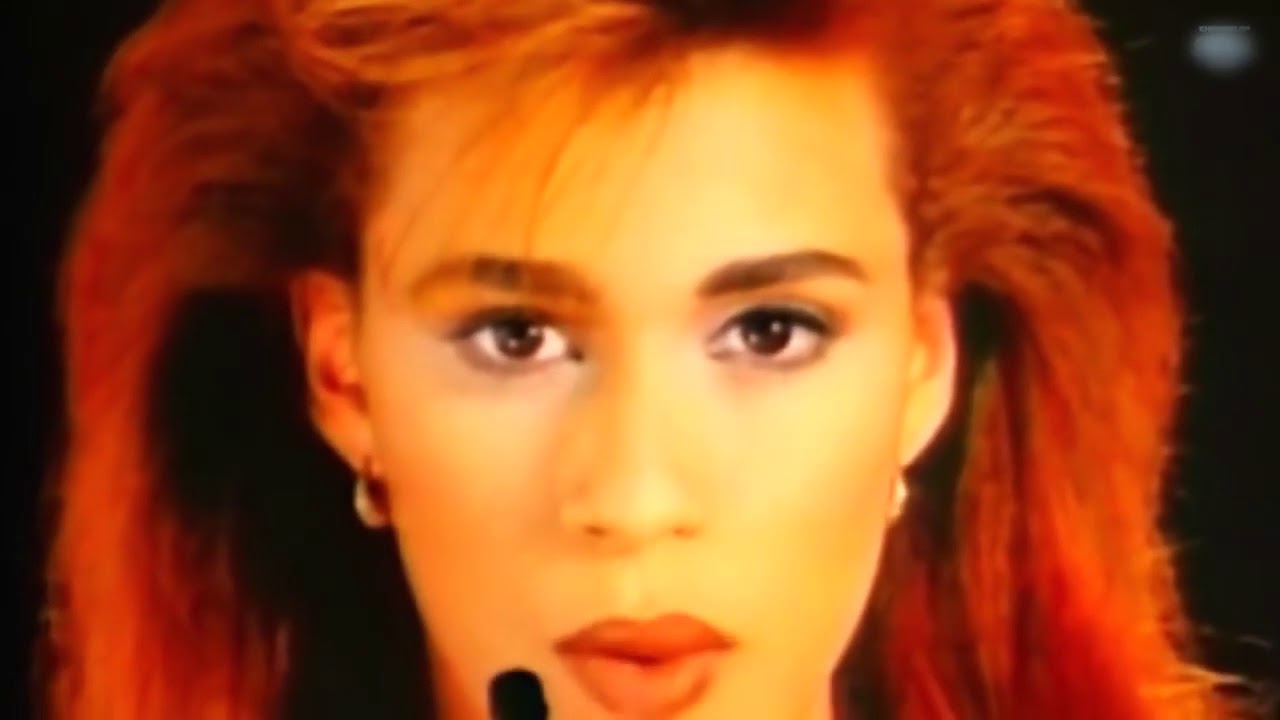 132 Lisa M Everybody Dancing Now Intro & Outro Dvj Clean - YouTube