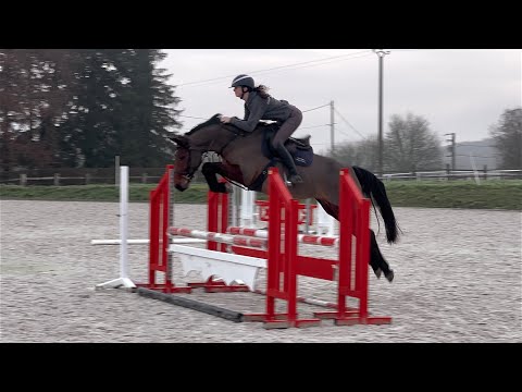 RIDING HORSES IN FRANCE WITH LILY AND LAUREN