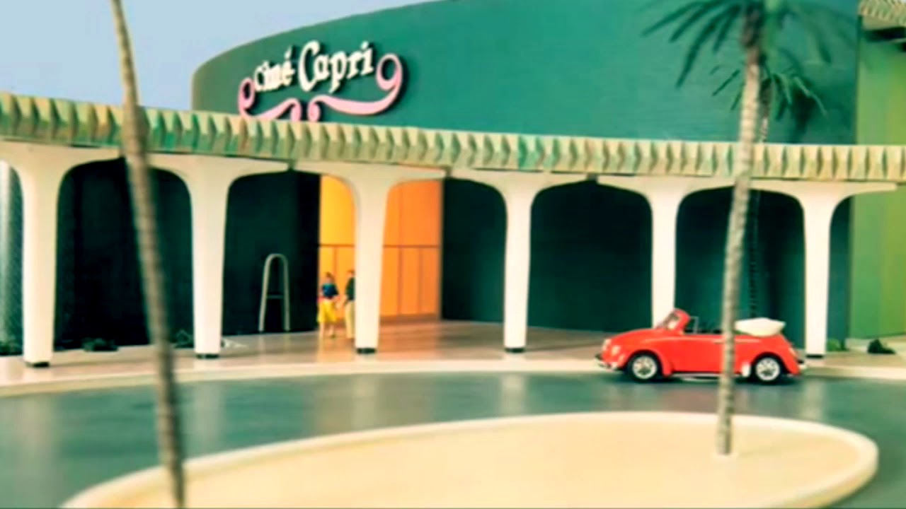 Cine Capri - YouTube