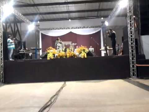 Cantora Cleide Costa - O Escudo - YouTube