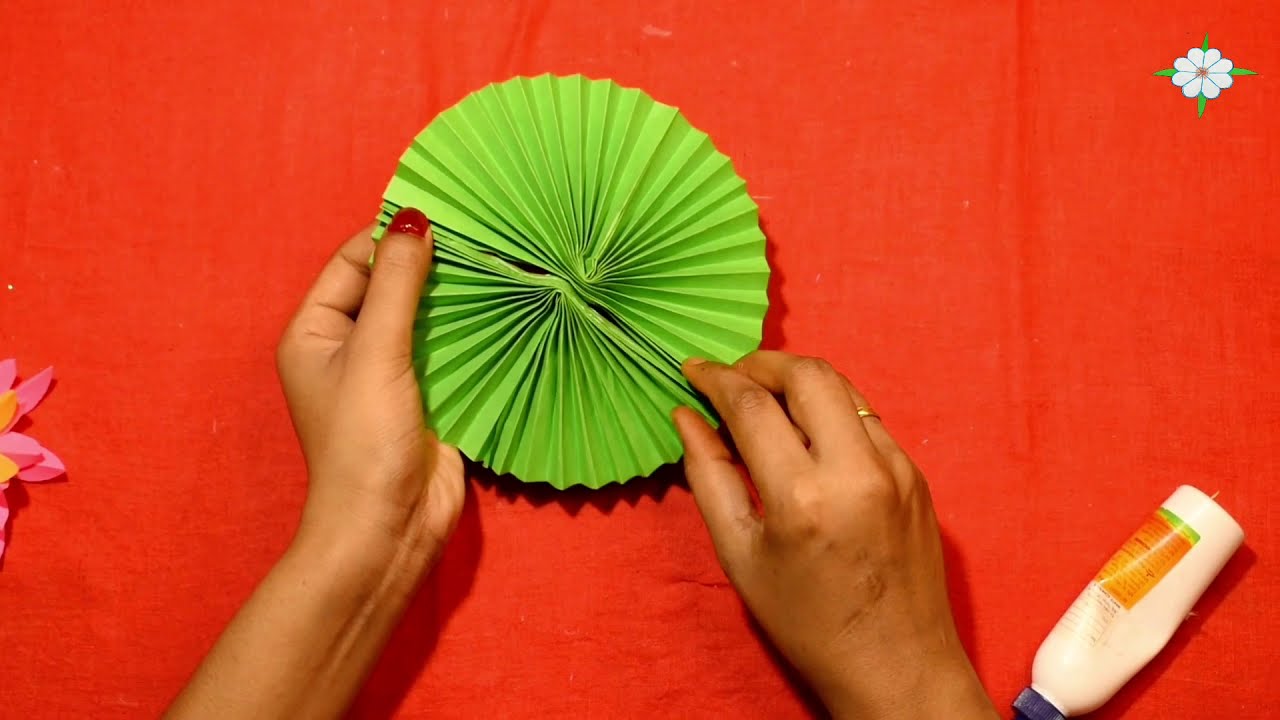 Lotus Paper flower || paper craft || kagaj ke phool || kagaj ka kamal ...