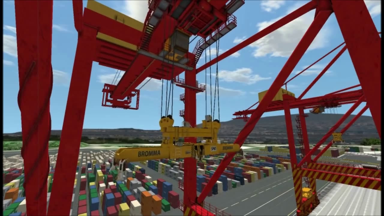 STS Crane Simulator with Straddle Carriers - YouTube
