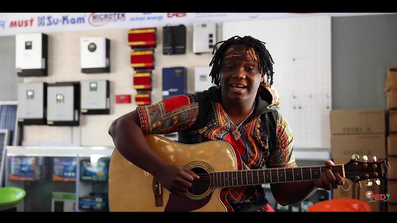 Bryan K sings Heavy Machine(Acoustic Version) at REDzimbabwe. - YouTube