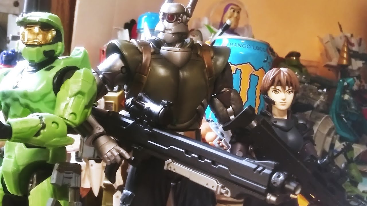 Appleseed Briareos & Deunan Action Figures. - YouTube