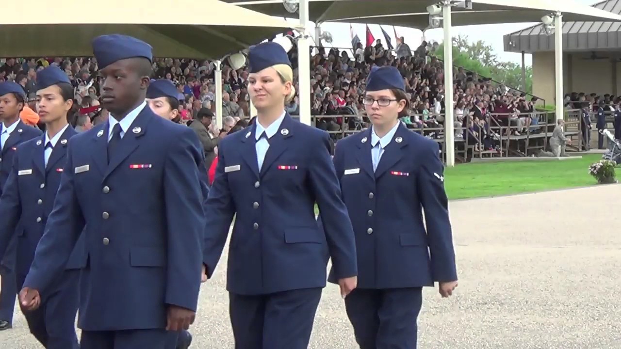 Airforce BMT Graduation 17 March 2017 - YouTube
