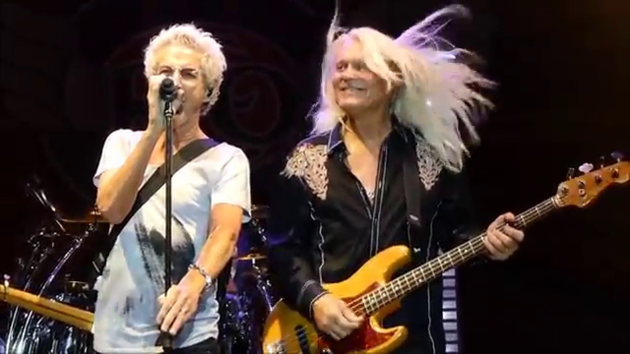 REO Speedwagon * Bruce Hall * Back on the Road Again - LIVE Front Row ...