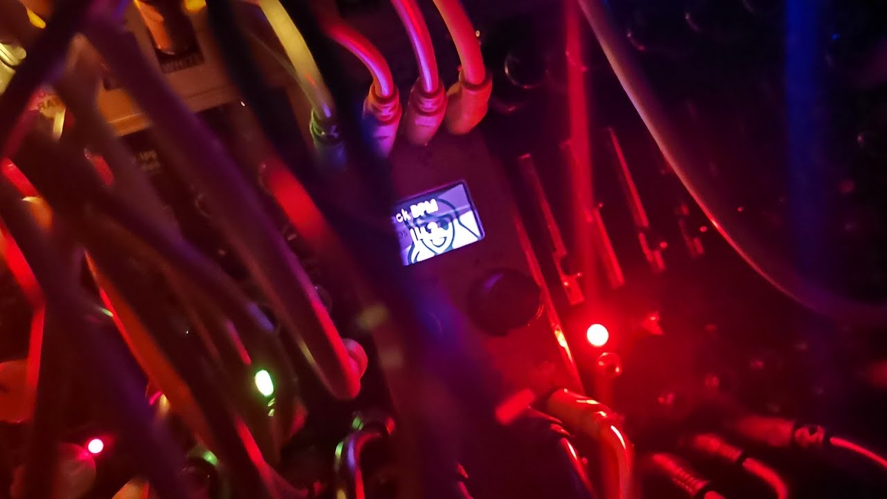 Happy Pam Jam: modular, Nymphes, Polyend Play, SP-404MKII - YouTube
