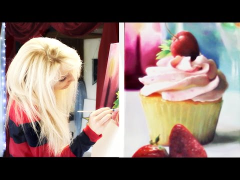 Girl Paints REALISTIC CUPCAKE