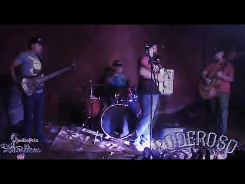 Grupo poderoso - el licenciado - YouTube