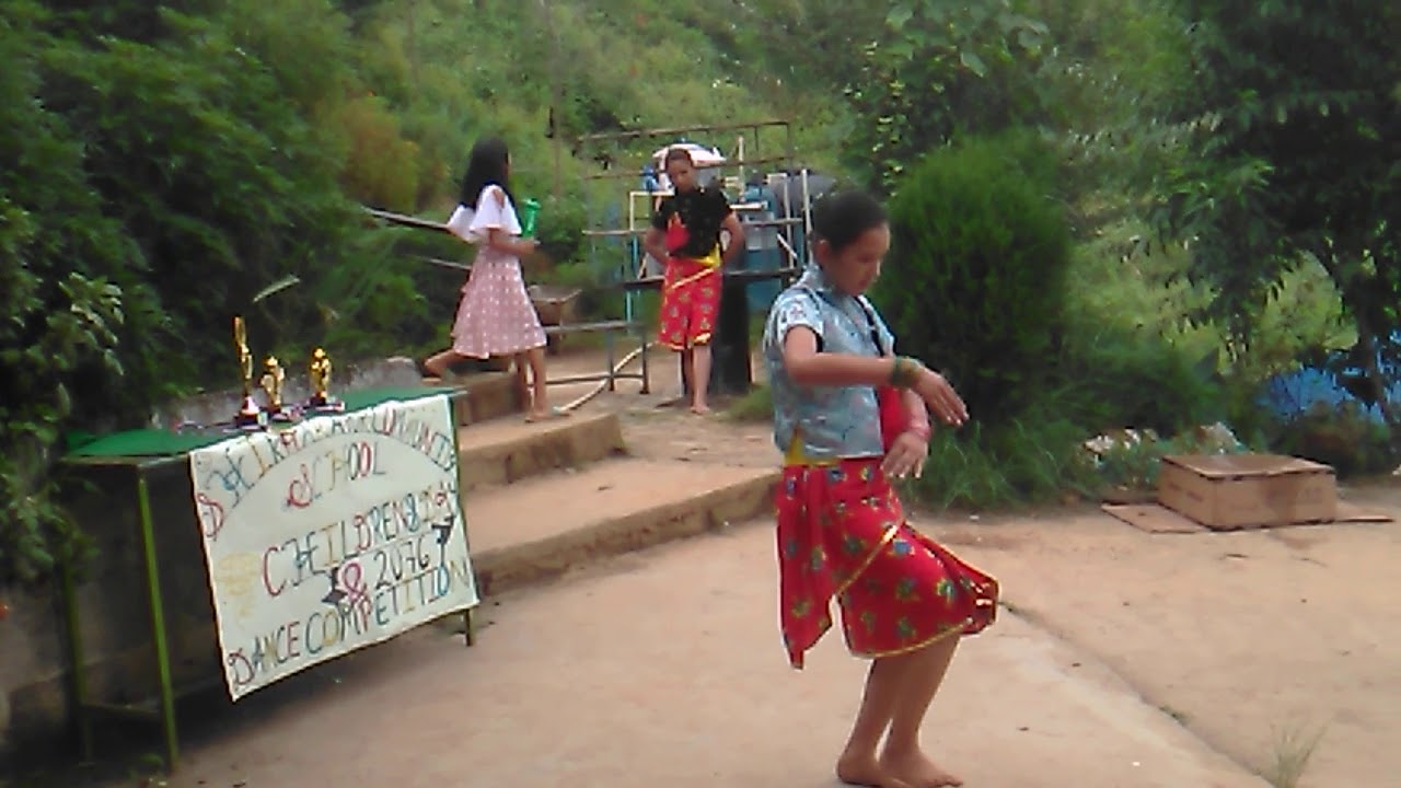 Pema Dechen Lama Dancing on Chatta Rumal ft. Salin Mann Baniya - YouTube