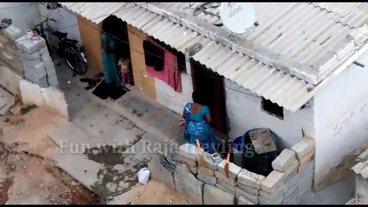 Bengali and bihari fighting - YouTube