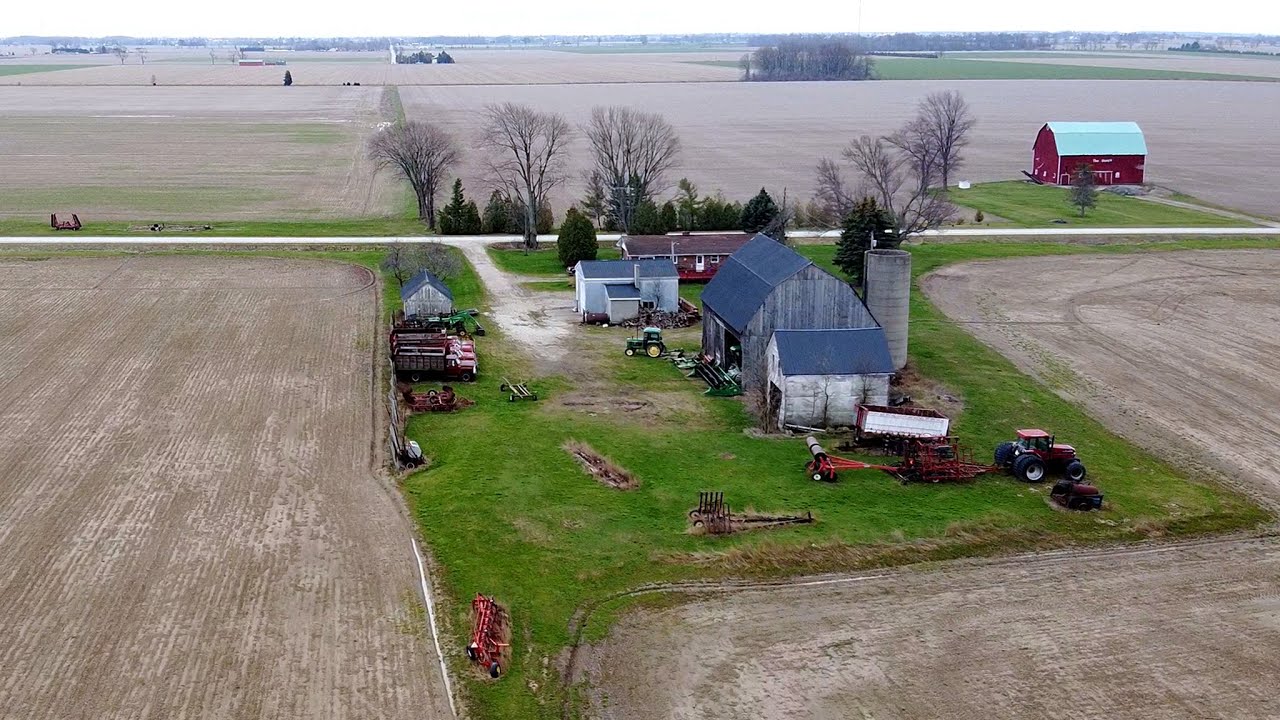 200412 The Farm laneway - YouTube