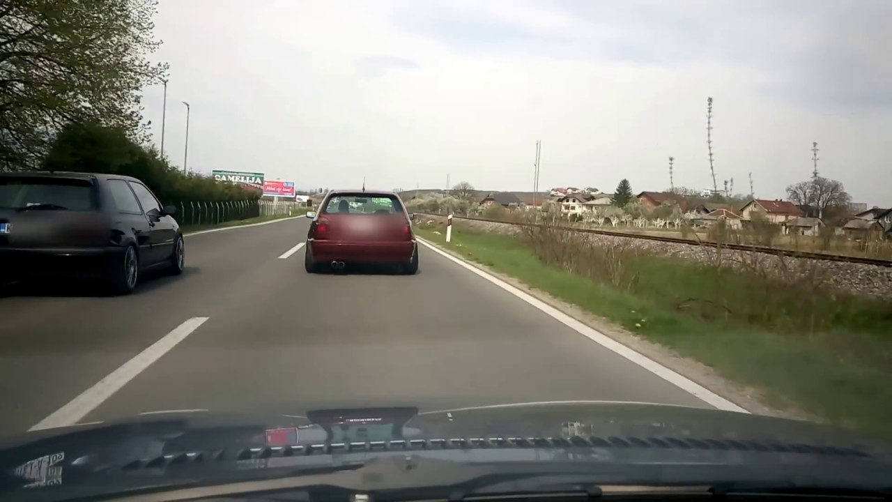BIG CRASH!! Golf 3 vr6 vs golf 3 vr6 Bosnia. - YouTube