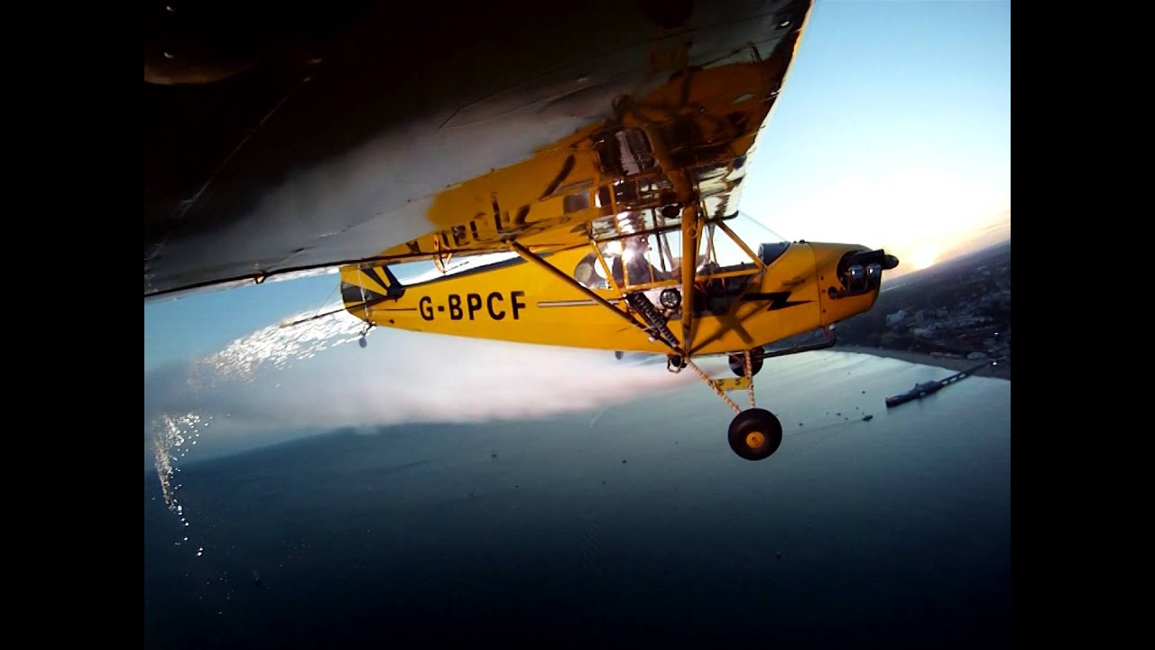 O'Brien's Flying Circus - Bournemouth Air Festival 2013 - YouTube