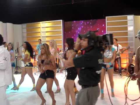 Grupo É o Tchan no Progrma Ênio Carlos na TV Diário