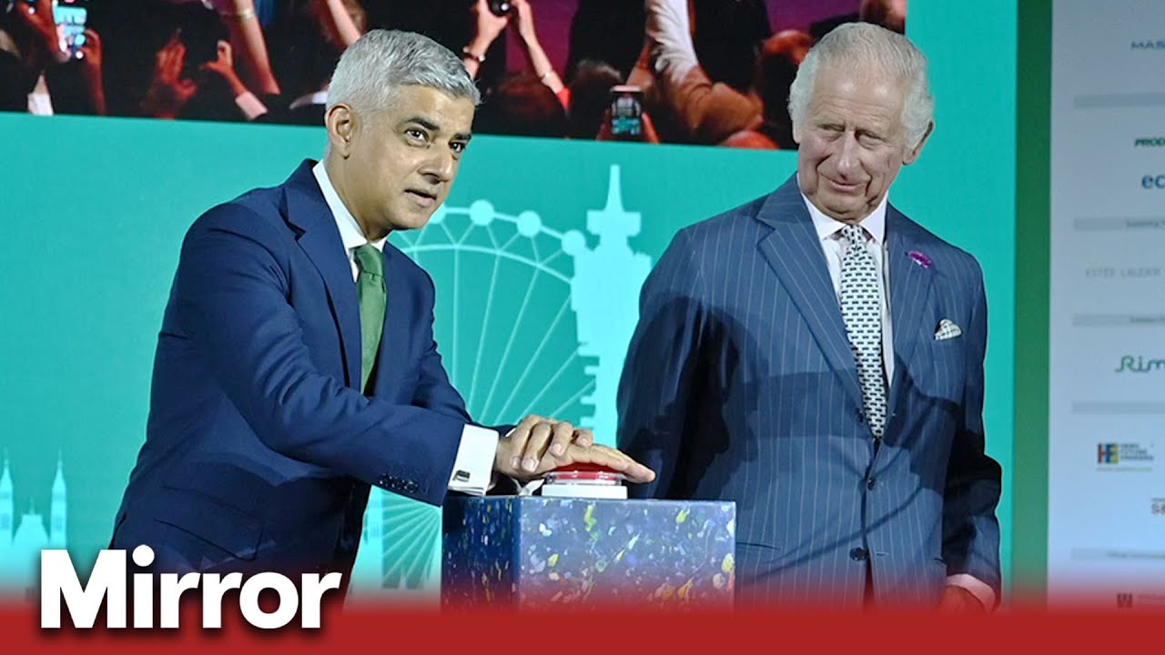 King Charles and Sadiq Khan unveil climate countdown clock - YouTube