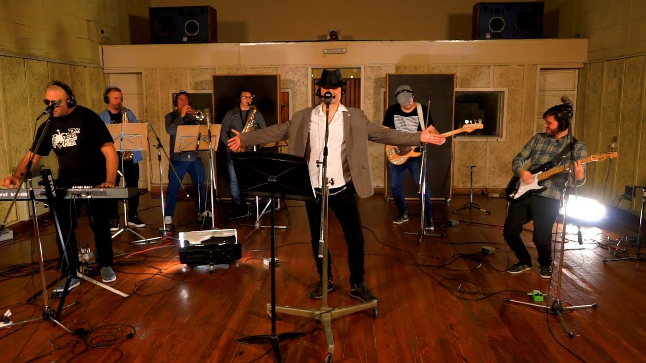 DK Blues - Rodar o Morir (Memphis La Blusera) - Estudios ION - YouTube