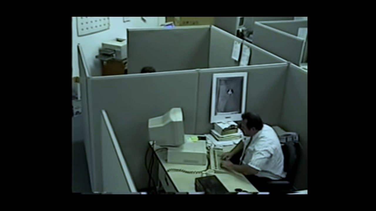 Man destroys computer very funny scene - YouTube