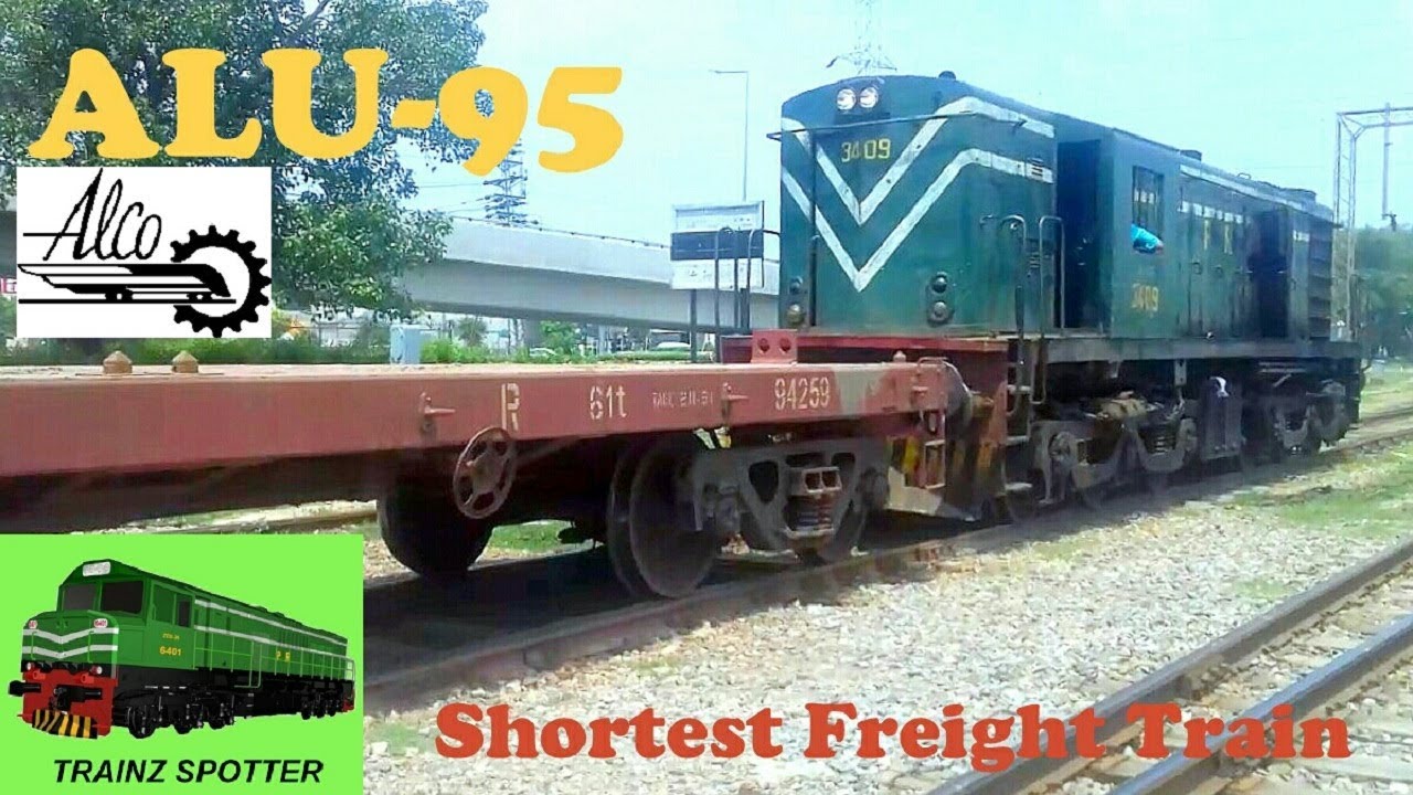 The Shortest Freight Train in Pakistan | Pakistan Railways - YouTube