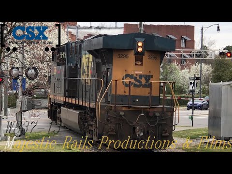 A LHF [CSXT]ES40DC #5295 Leads W837-13 Empty Military Train On Around The Curve On The Vander ...