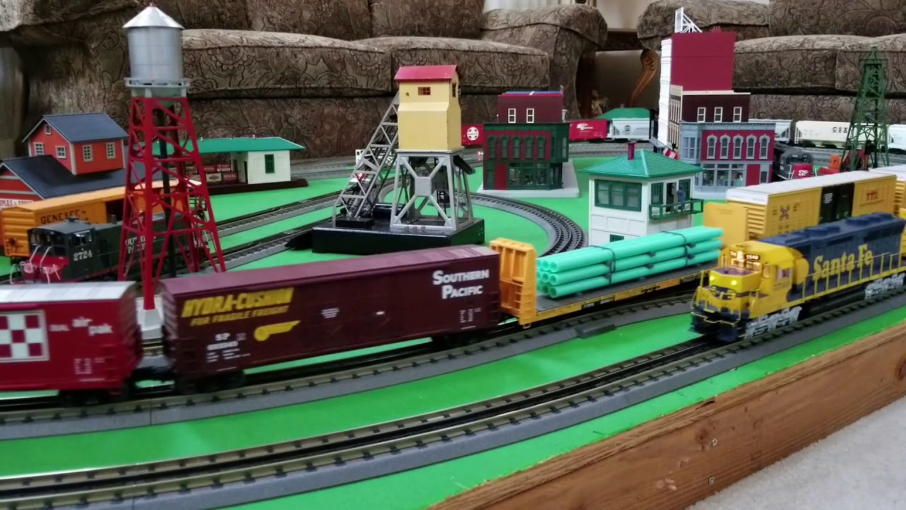 My Home portable layout with MTH Track & buildings, update. - YouTube
