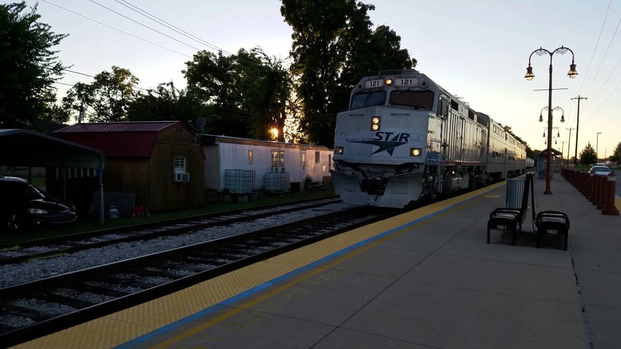 Music City Star Departing Lebanon Station - YouTube