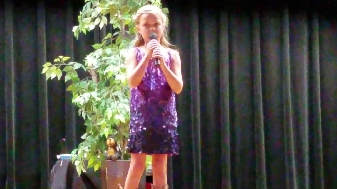 Emily-Yeah Boy - YouTube