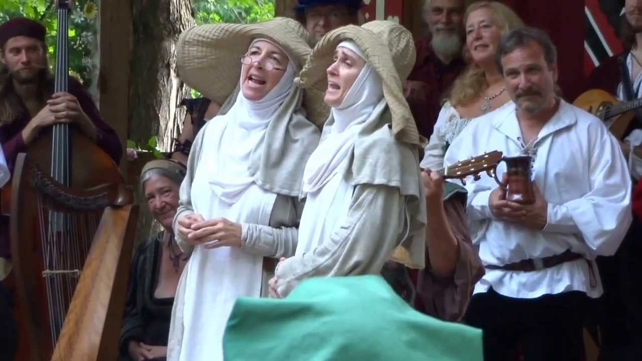 Hey Nunny Nunny Live my Life at Christmas - YouTube