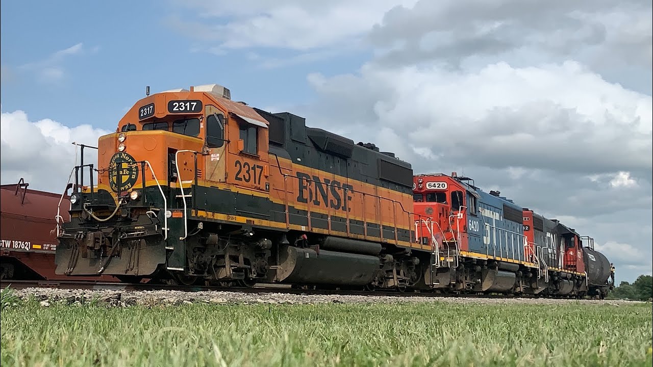 CN568 with big Bruce loads!! July 24, 2024 - YouTube