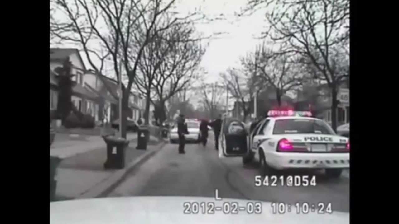 Police dashboard camera: Toronto police shoot Michael Eligon - YouTube
