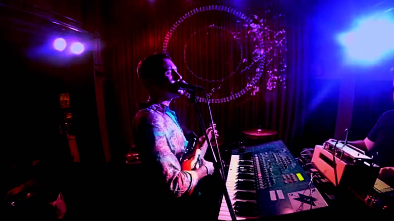 Twin Sun 10-27-15 'Wonderful' Yim Yames Cover song - YouTube