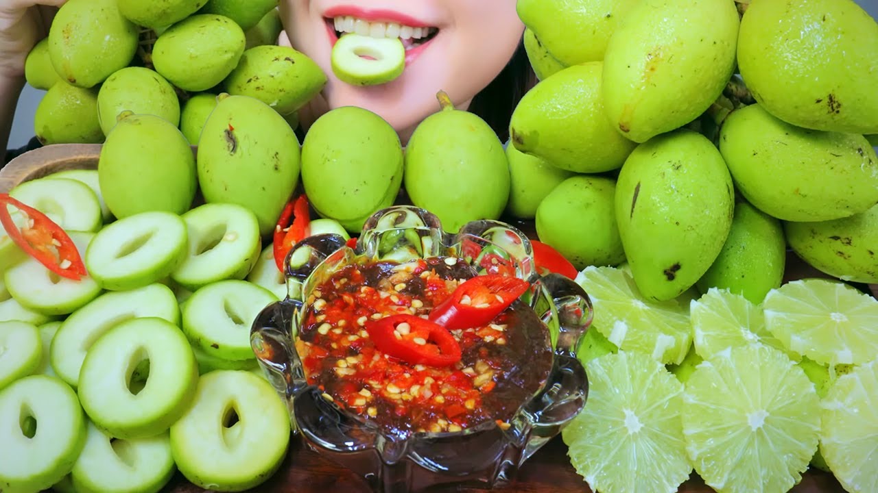 AMR SOUR MANGO WITH SHRIMP PASTE AND LIME , EATING SOUNDS | LINH-ASMR ...