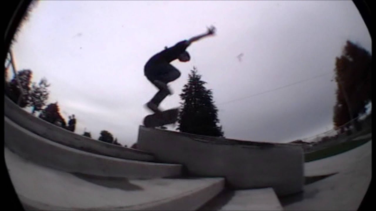 Conner Robinson 3 shuv 50-50 - YouTube