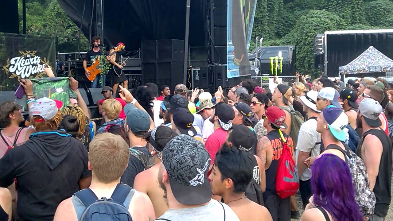 In Hearts Wake - Breakaway (Vans Warped Tour 2016, ATL) - YouTube
