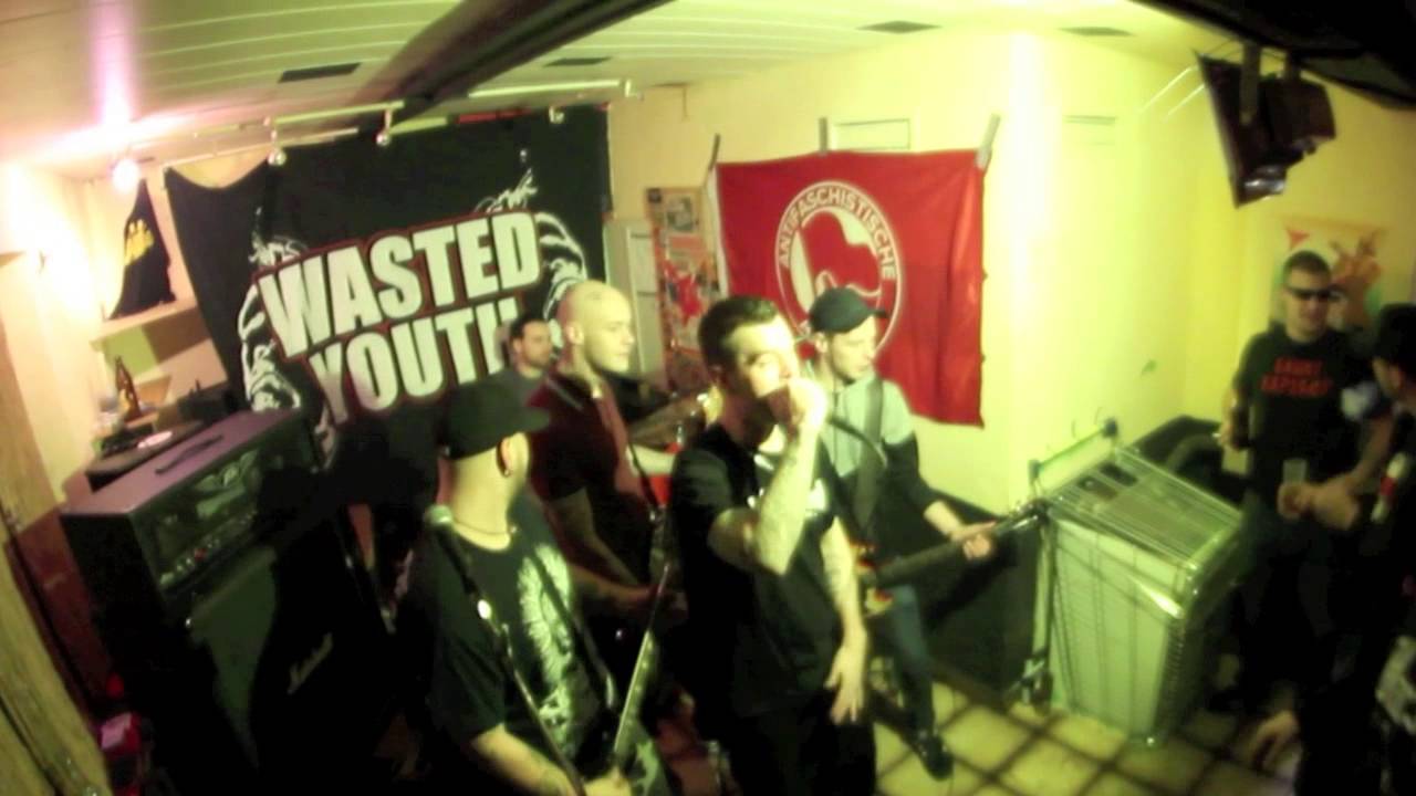 WASTED YOUTH - KEEP ON FIGHTING (True Rebel Records) - YouTube