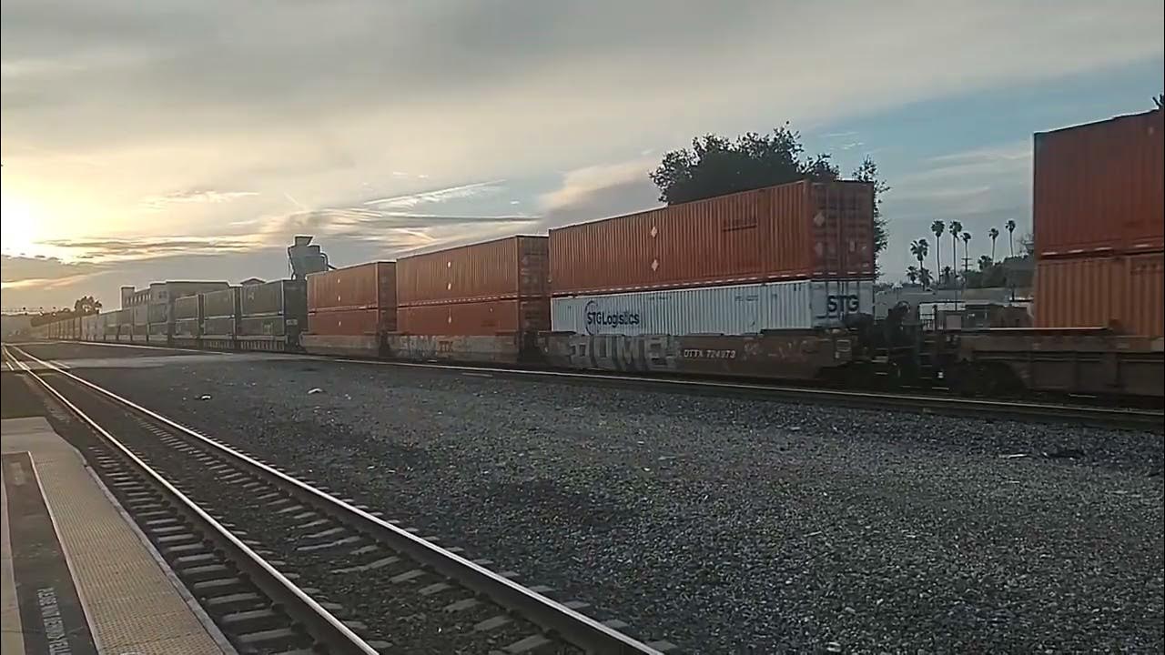 Birthday Train! Up 7074 At Pomona CA with Amazing K3HL! - YouTube
