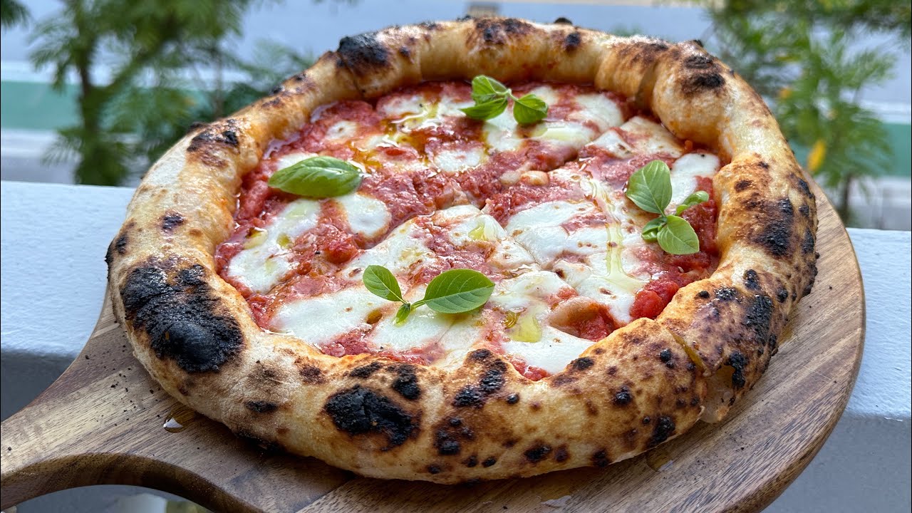 The NEW Style of Pizza - Margherita Contemporanea (Modern Style Pizza ...