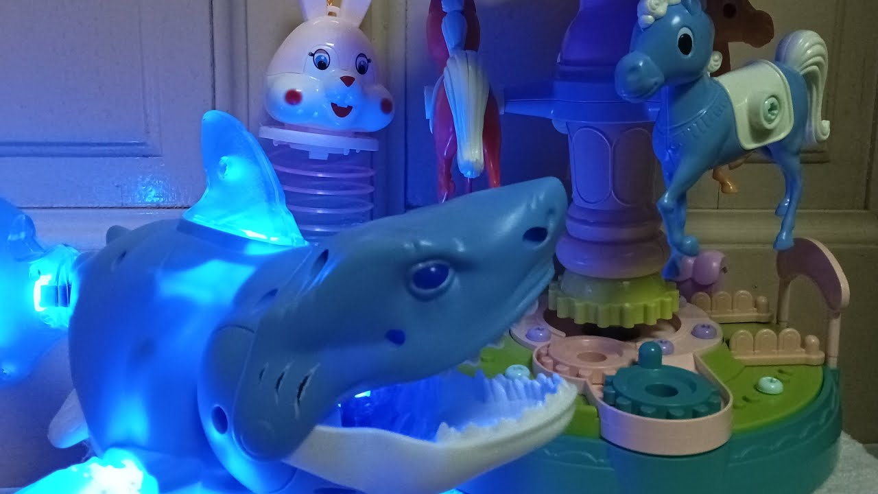 Arjunlyn14Channel is live 🌈🌈 BABY SHARK MUSIC CAROUSEL 🎠 HKT 🩷 - YouTube