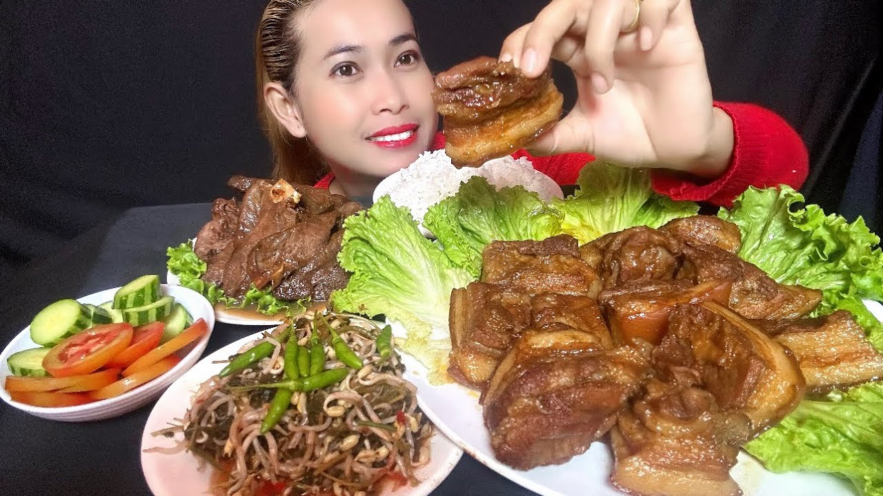 Today l cooked and eat Braised pork and Fried pig liver Fried pig heart ...