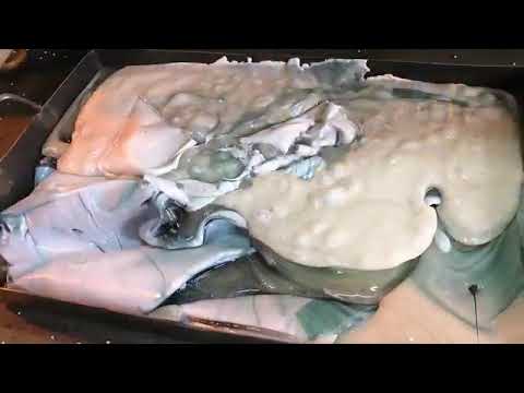 Purging compound Ultra Plast PET CS for preforms: Black to clear - YouTube