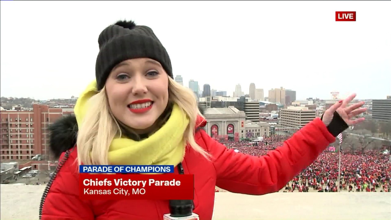 Chiefs Parade 4 - YouTube